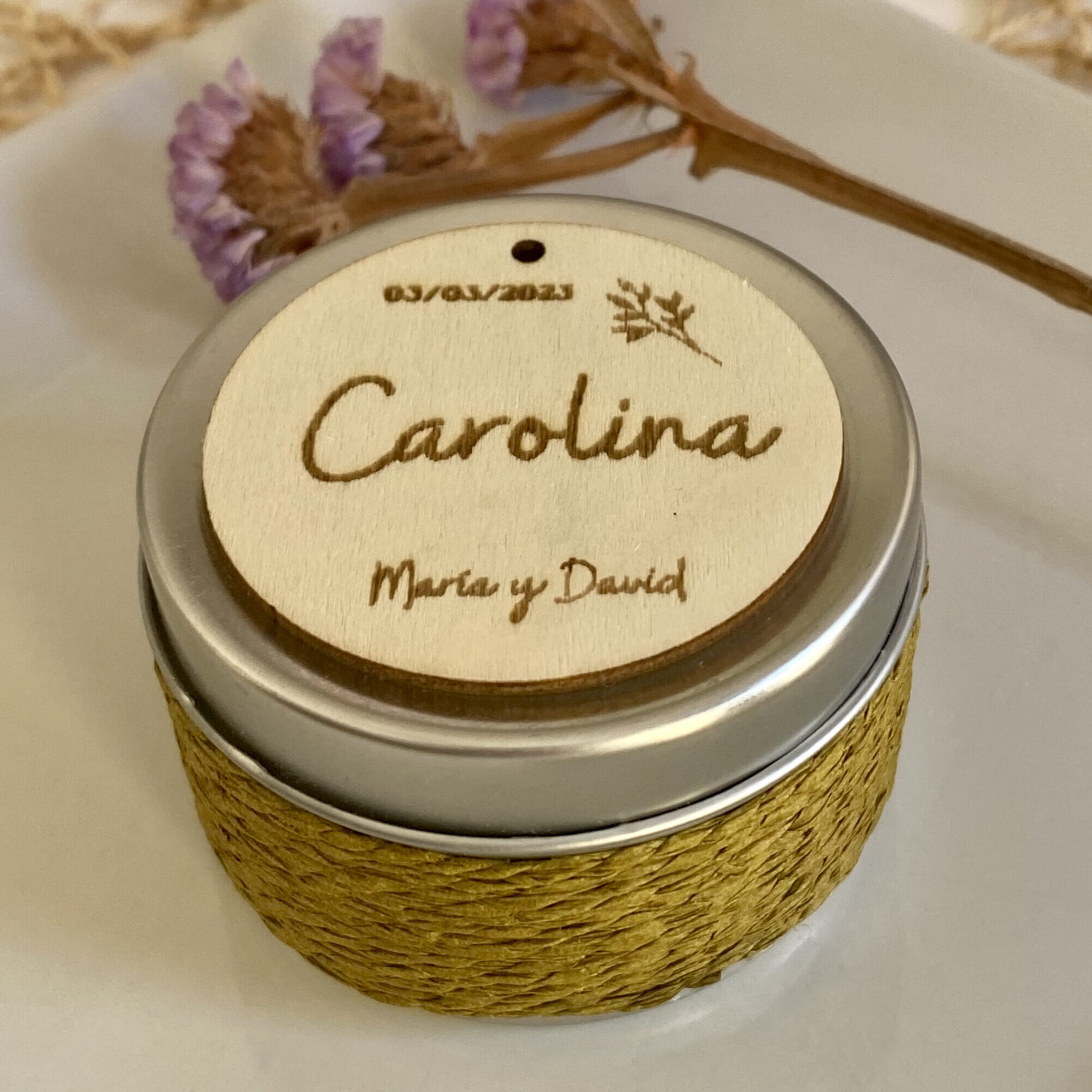 Vela aromática con recordatorio de madera – Ideas Para Recordar